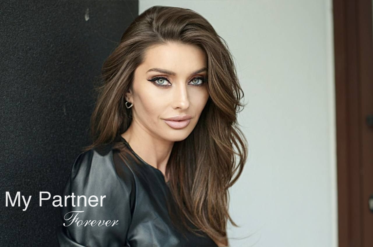 Ukrainian Lady Larisa from Kharkov, Ukraine